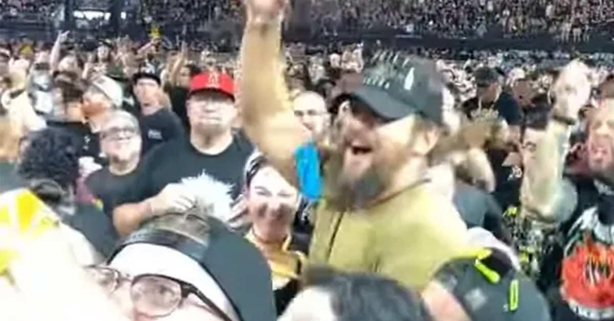 Jason Momoa, en pleno mosh pit de Pantera